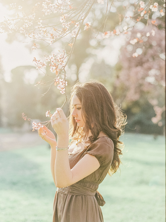 GLORIA’S SPRING PORTRAITS - The Elopement Experience