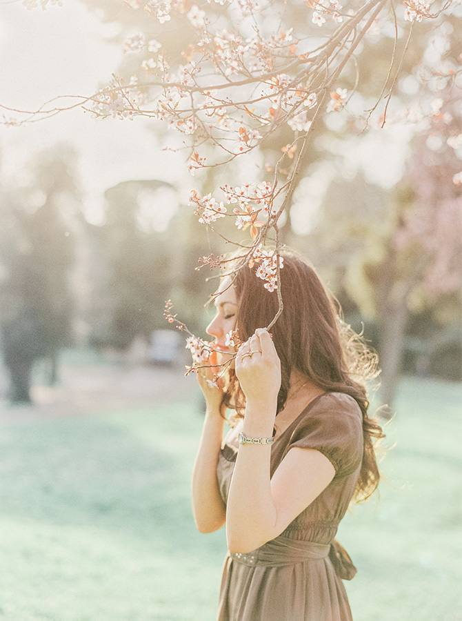 GLORIA’S SPRING PORTRAITS - The Elopement Experience