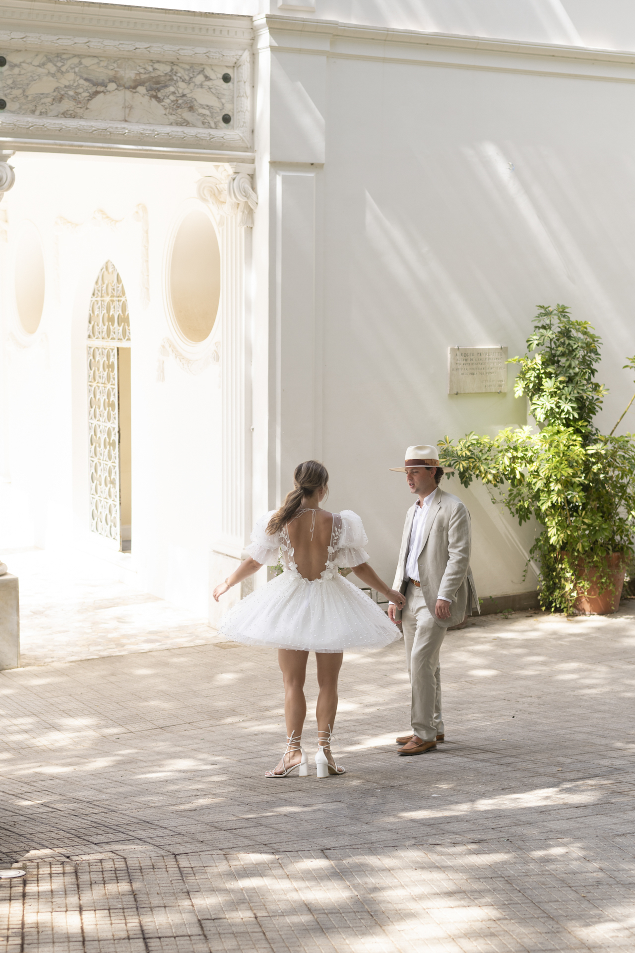 A Dreamy Capri Luxury Elopement: Rebecca & Ruffin's Romantic Italian ...